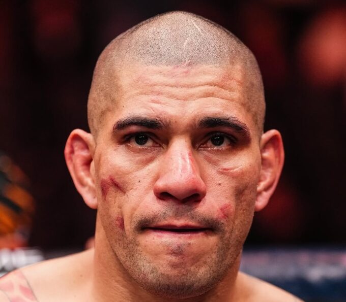 Lenda do MMA fala que estilo de vida de Poatan resultou na perda do ...