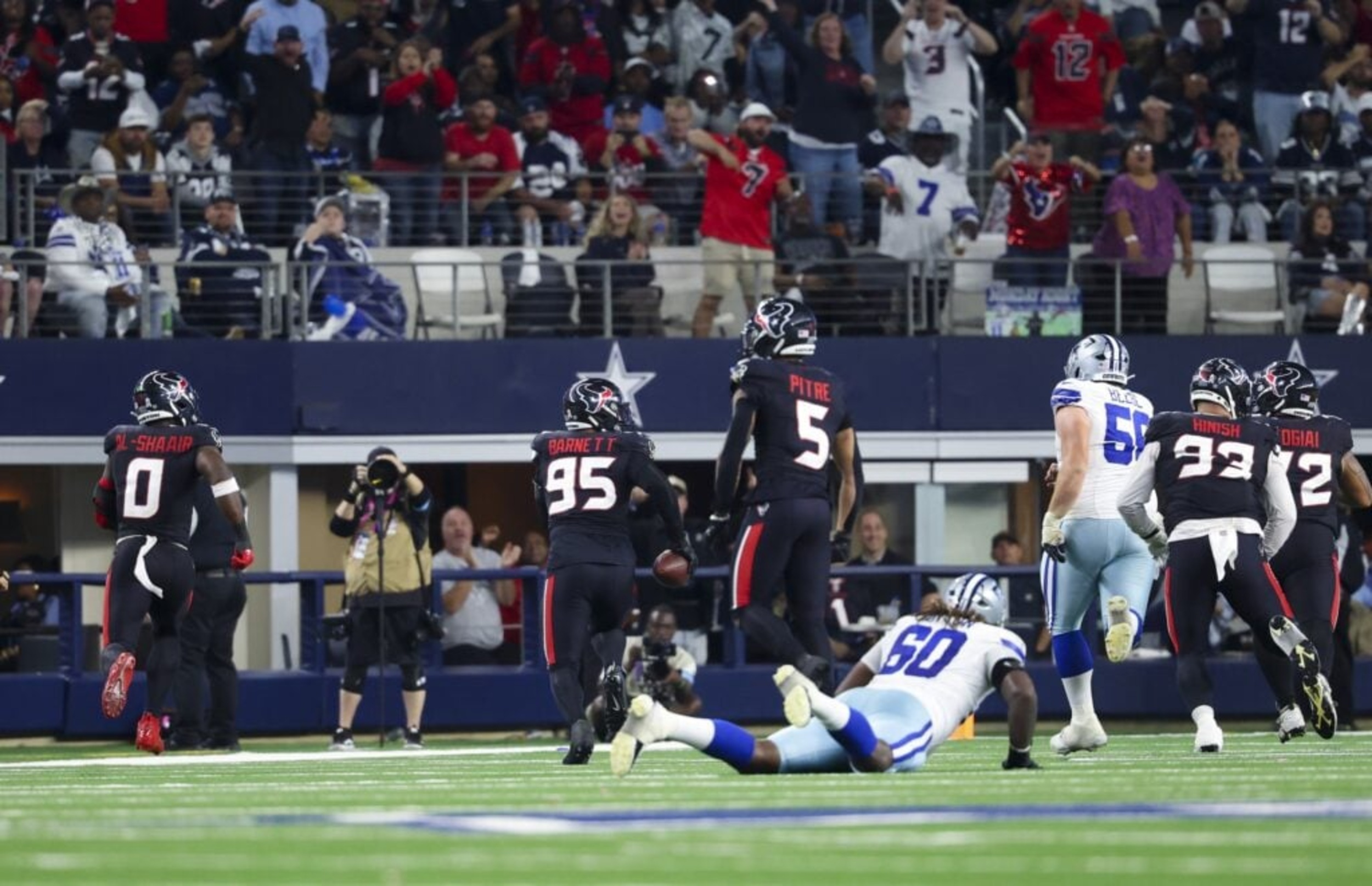 First-Round Pick Signs Contract With Houston Texans