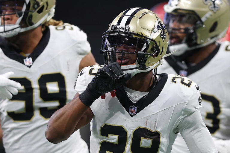 Giants sign corner Paulson Adebo for $54 million in NFL free agency to ...