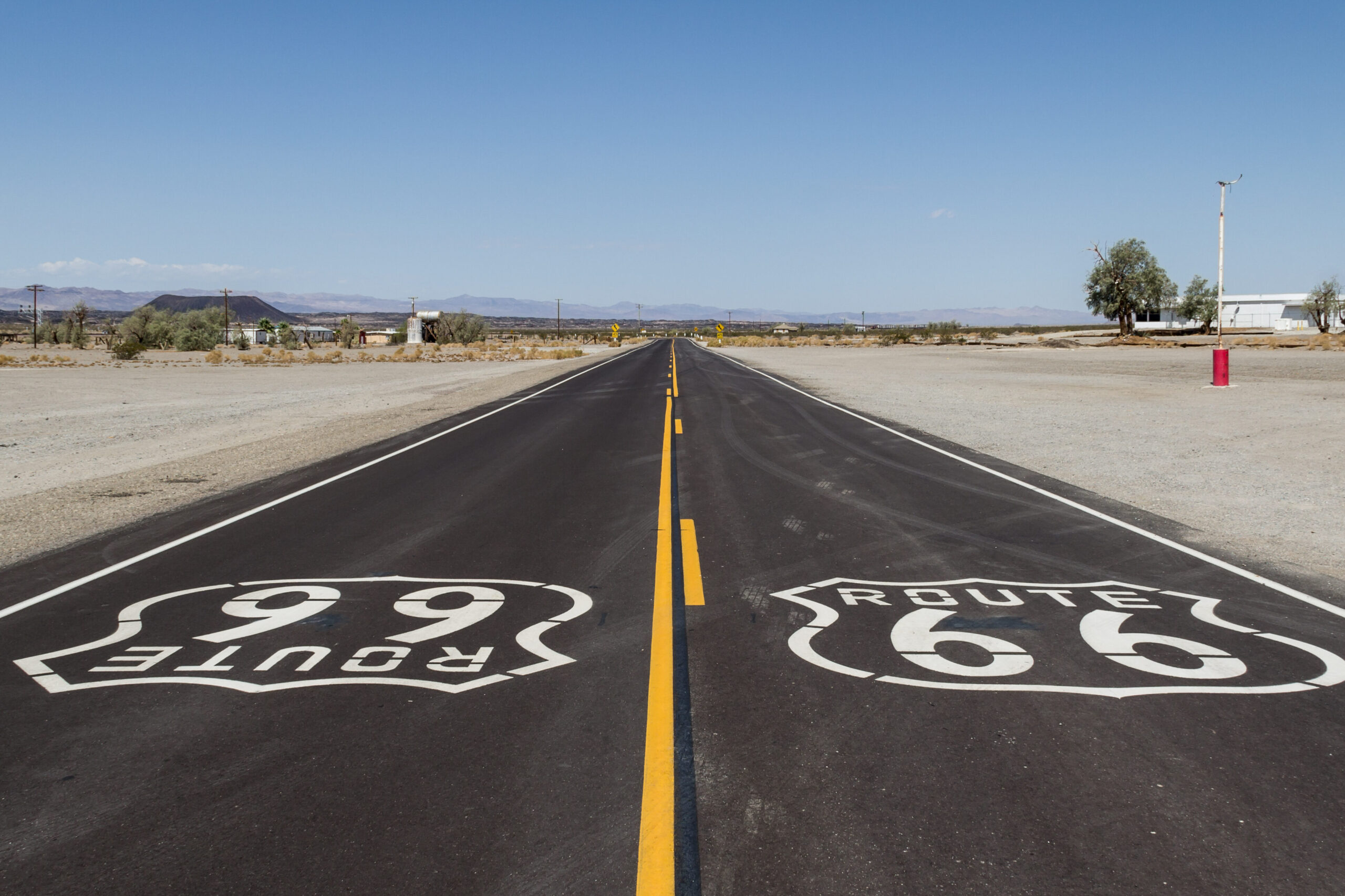 13 Historic Roads in America That Are Best Explored With Family and ...