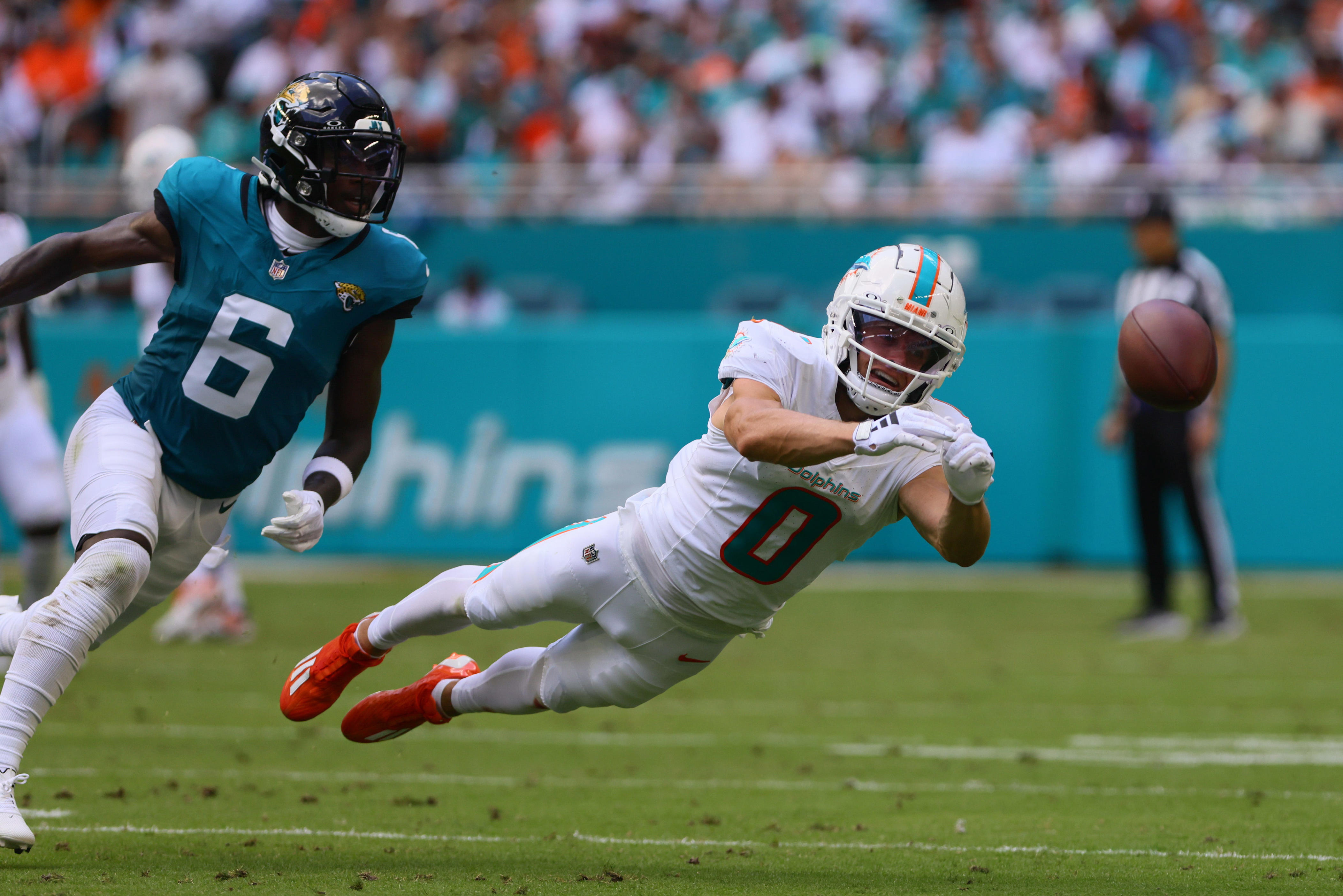 Former Dolphins WR set to join Texans on 1-year deal, per report