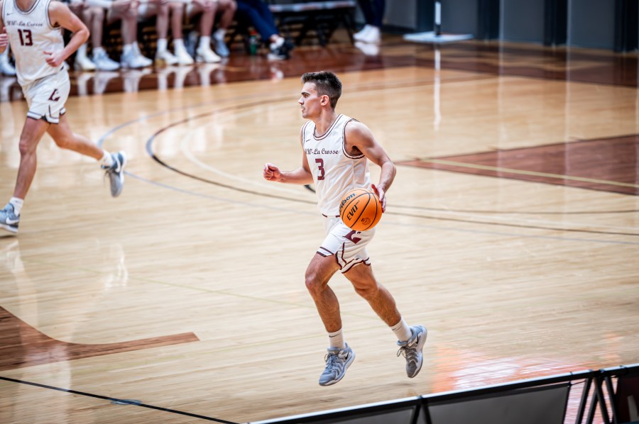 UW-L Men’s Basketball advances to first NCAA Division III Sweet 16 in ...