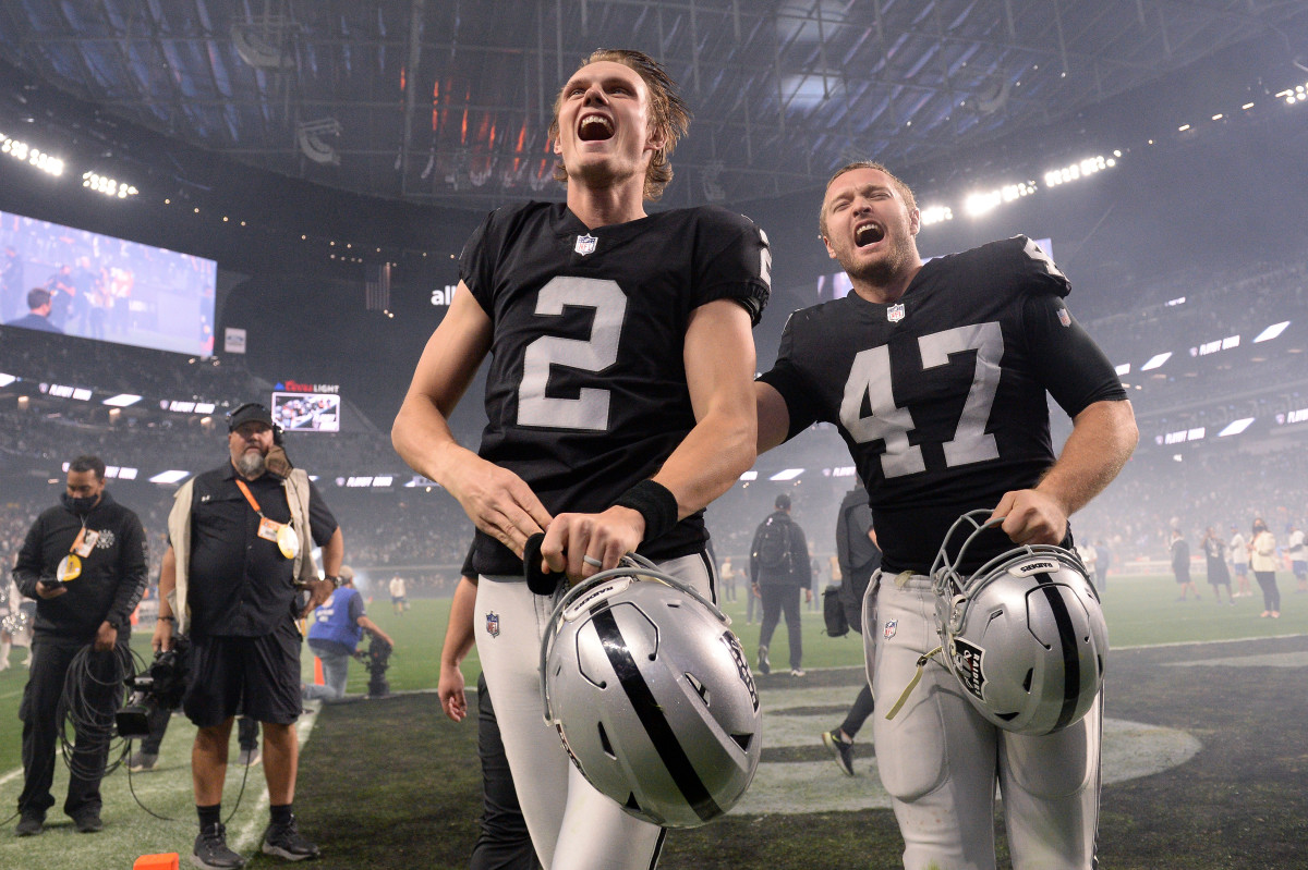 Ex-Raider Signs $4 Million Contract With Cowboys