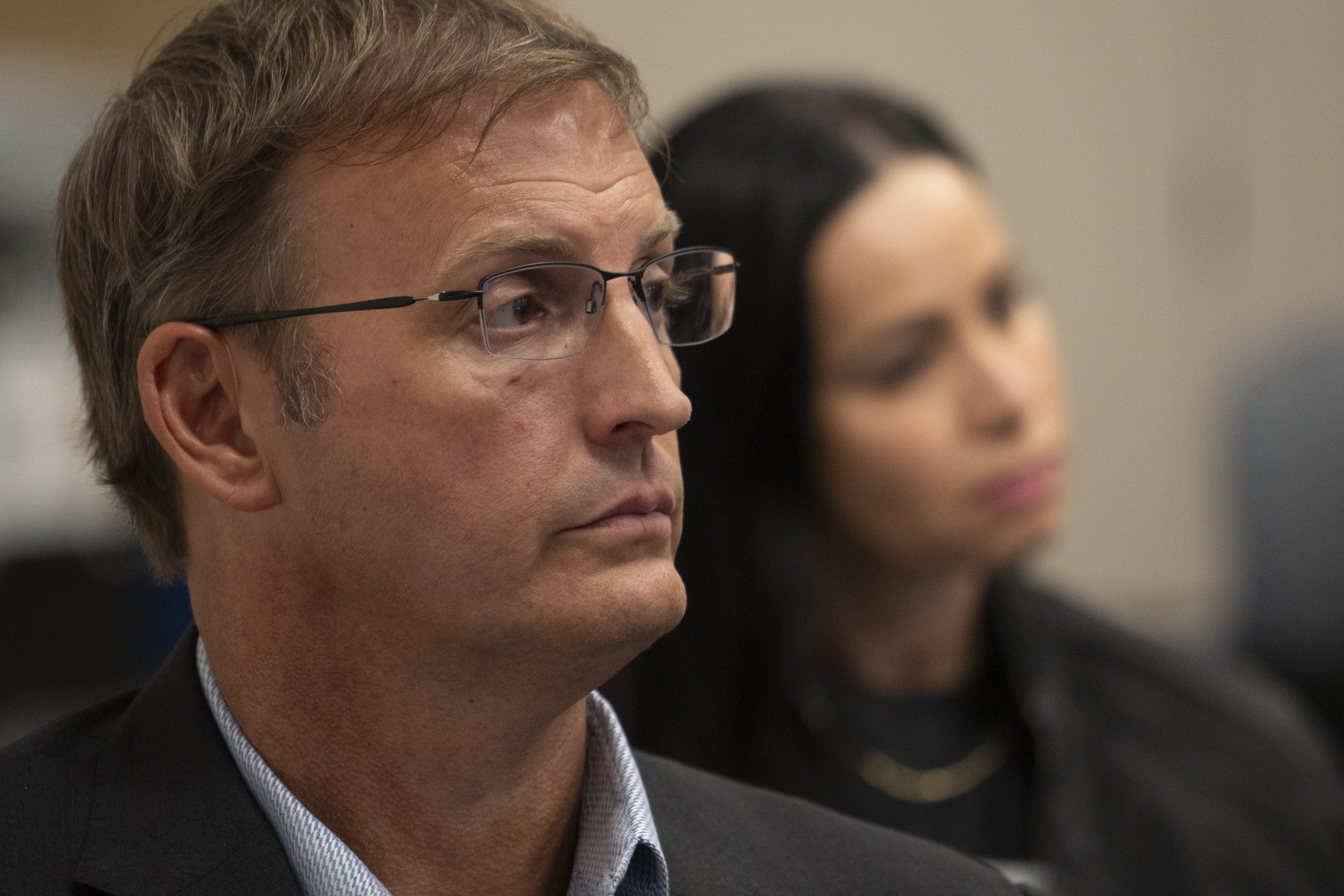 A Phoenix man wants to sell guns from home. Should the city let him ...