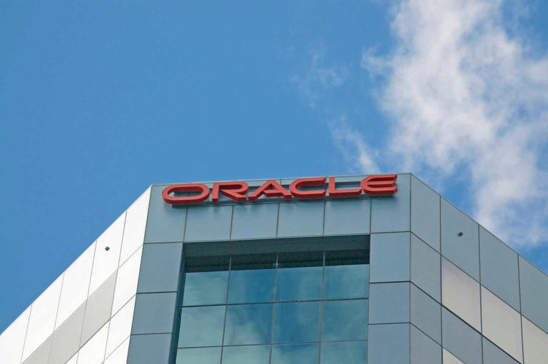 Oracle in focus as Q3 results miss estimates, but backlog surpasses $100B