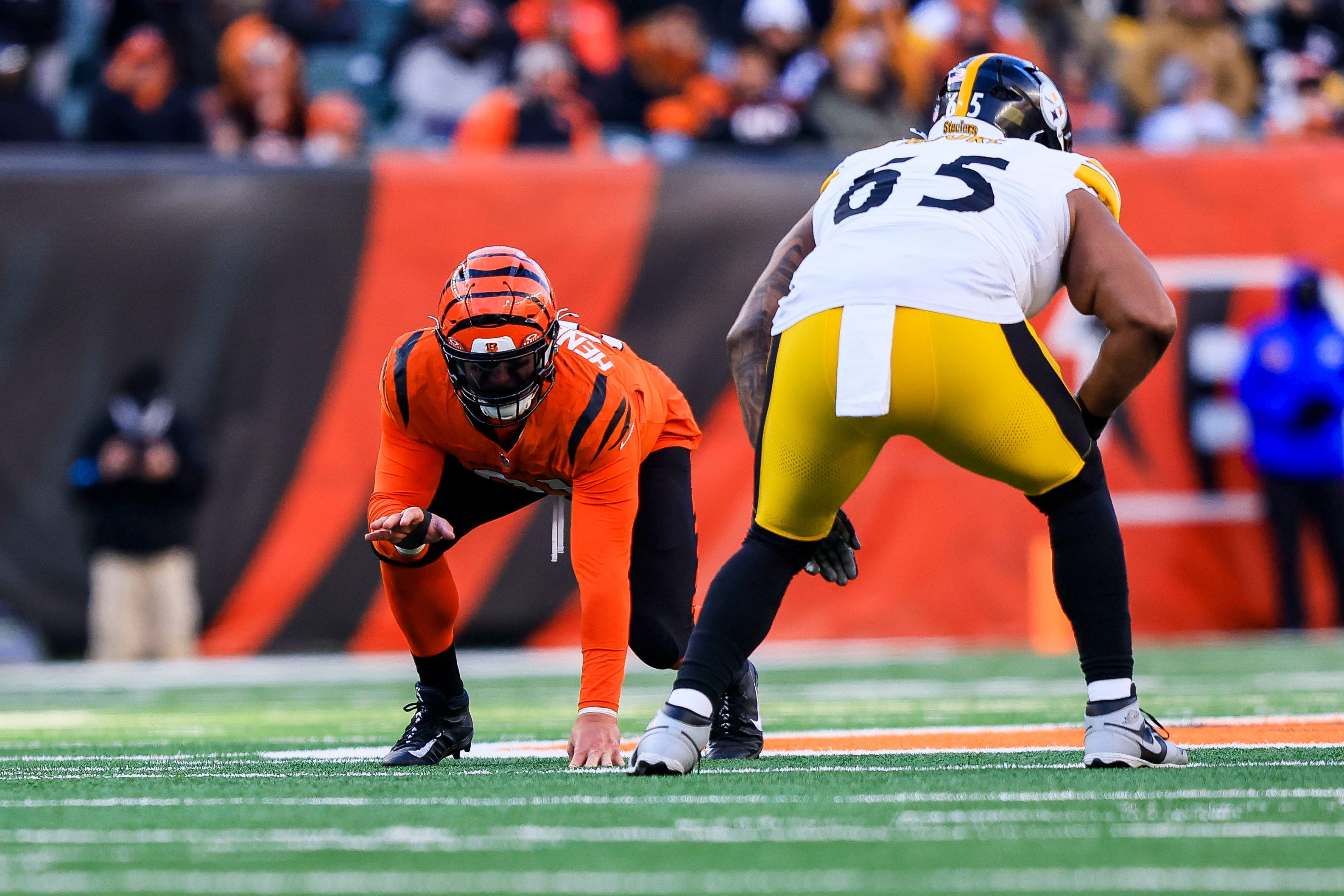 Tennessee Titans agree to terms with OT Dan Moore: 5 things to know