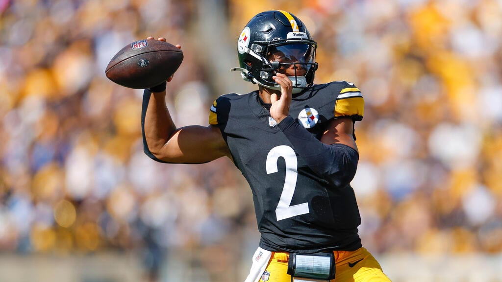 Quarterback Justin Fields to join Jets on 2-year contract, reports say