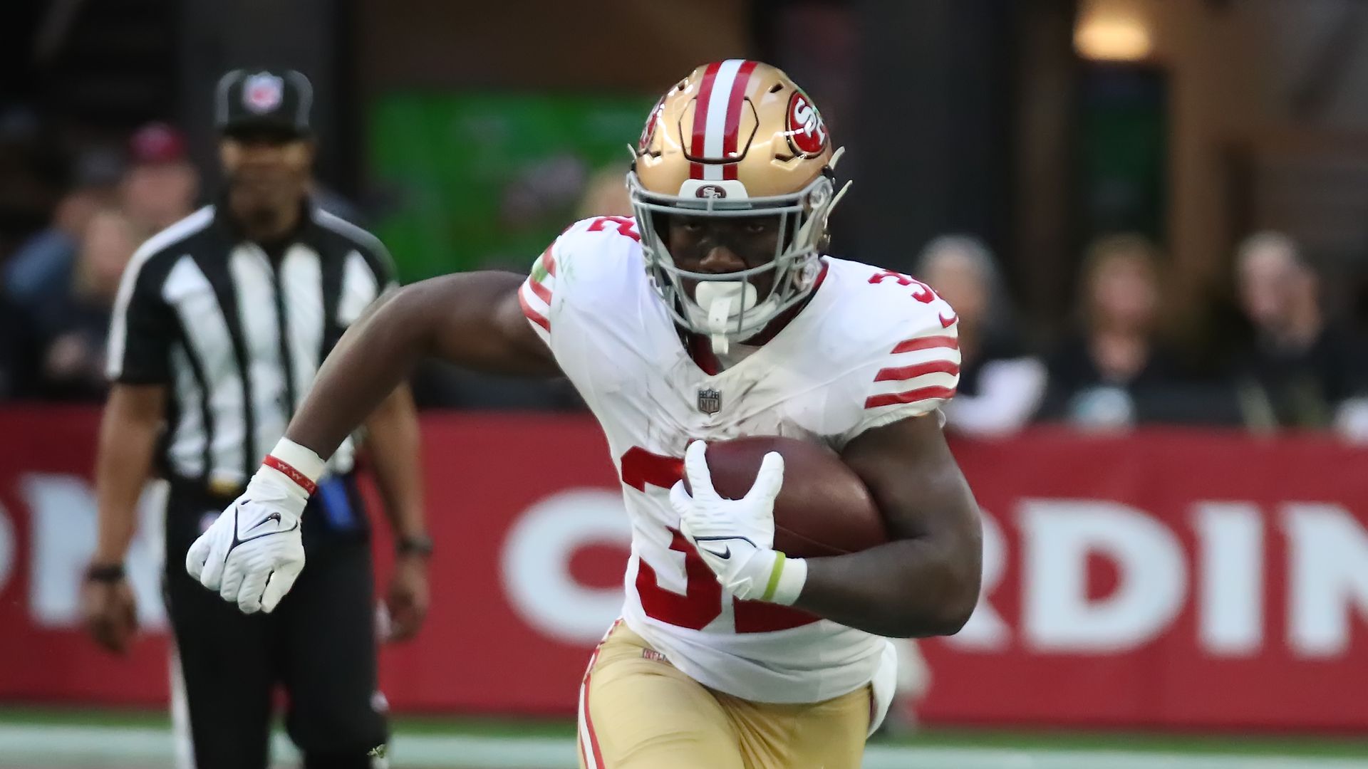 49ers agree to an extension with running back who helped on special teams