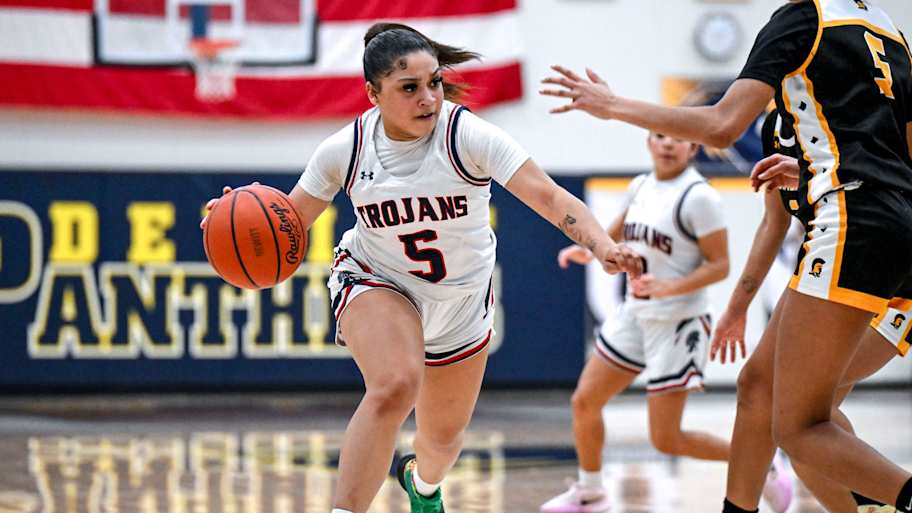Michigan (MHSAA) high school girls basketball playoff brackets, matchups