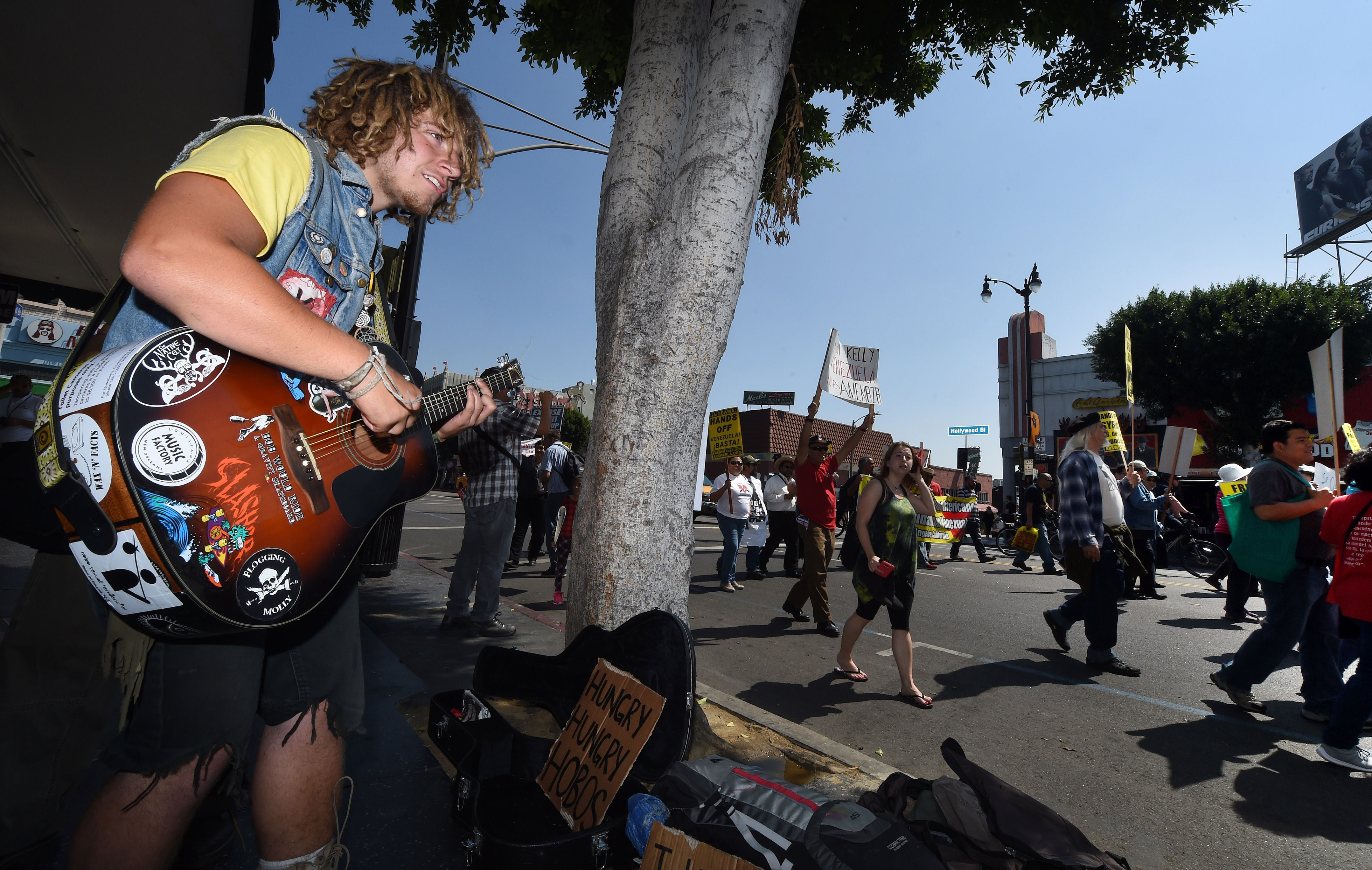 ‘Busk-Aid' Benefit Will See L.A. Music Scene Favorites Taking to the ...
