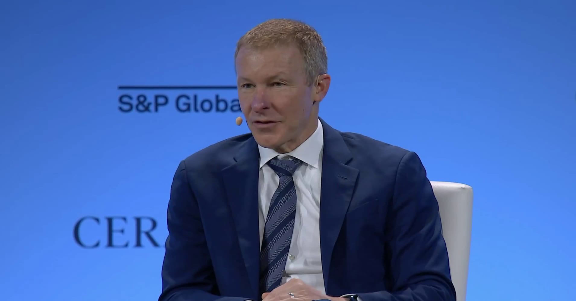 The airports are understaffed and the technology is decades old, says ... The airports are understaffed and the technology is decades old, says ...