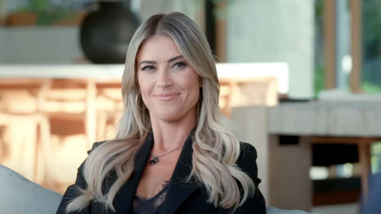 Will The Flip Off Return For Season 2? What Christina Haack, Tarek And Heather Rae El Moussa ...