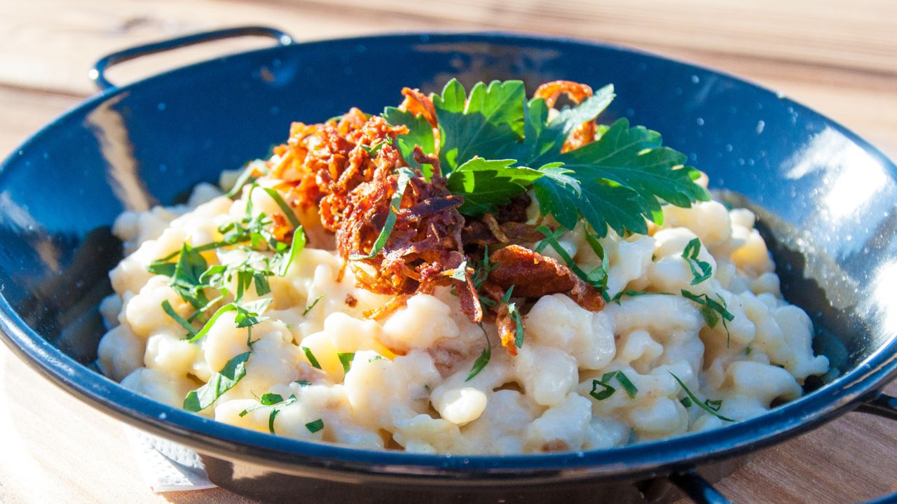 15 Comfort Foods from Around the World You Can't Miss