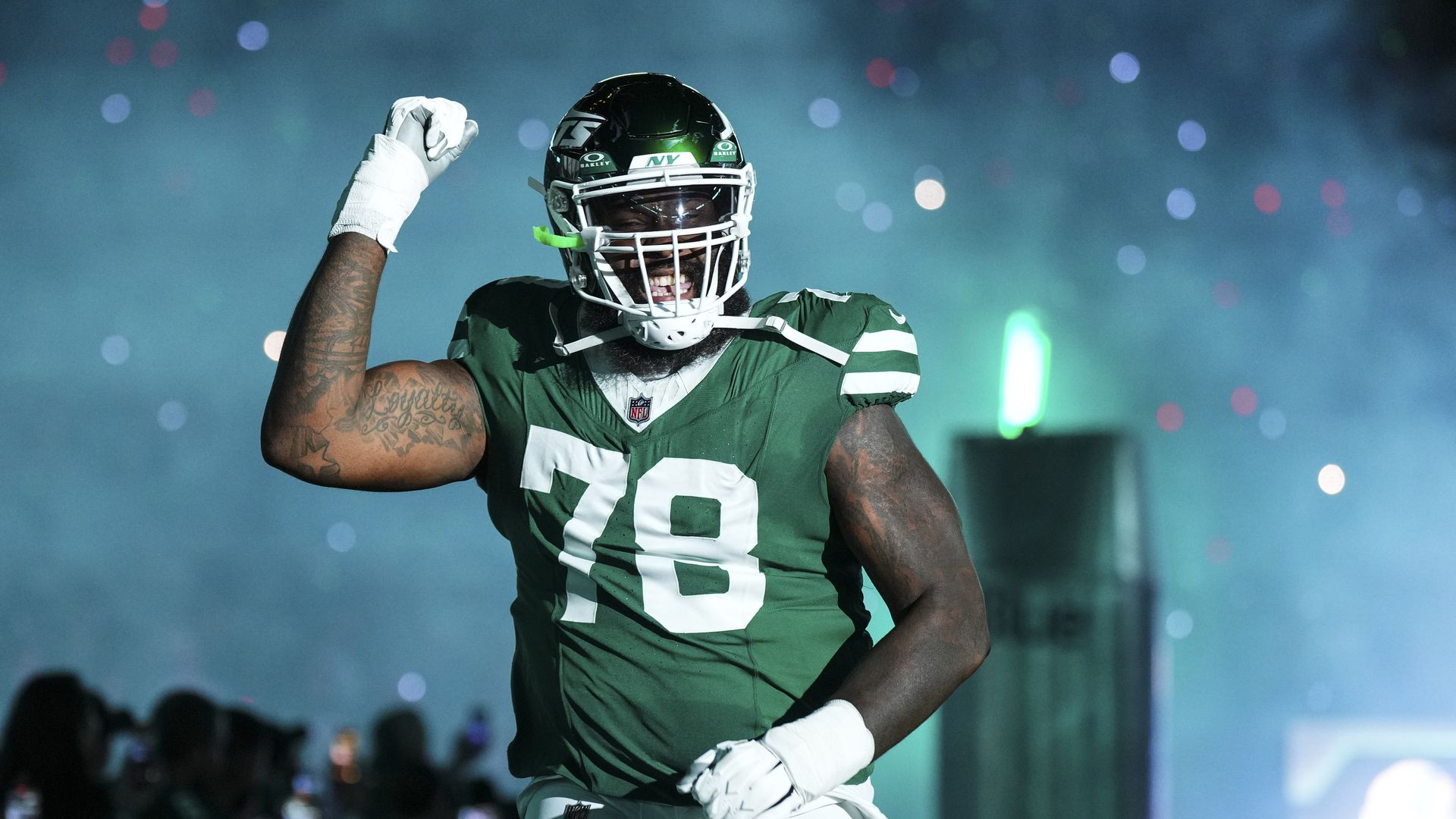 Patriots sign offensive tackle Morgan Moses to reported 3-year deal