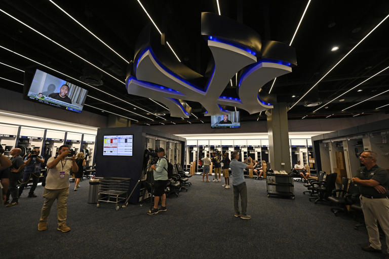 The Rays get 120 hours to make the Yankees' spring stadium their own ...