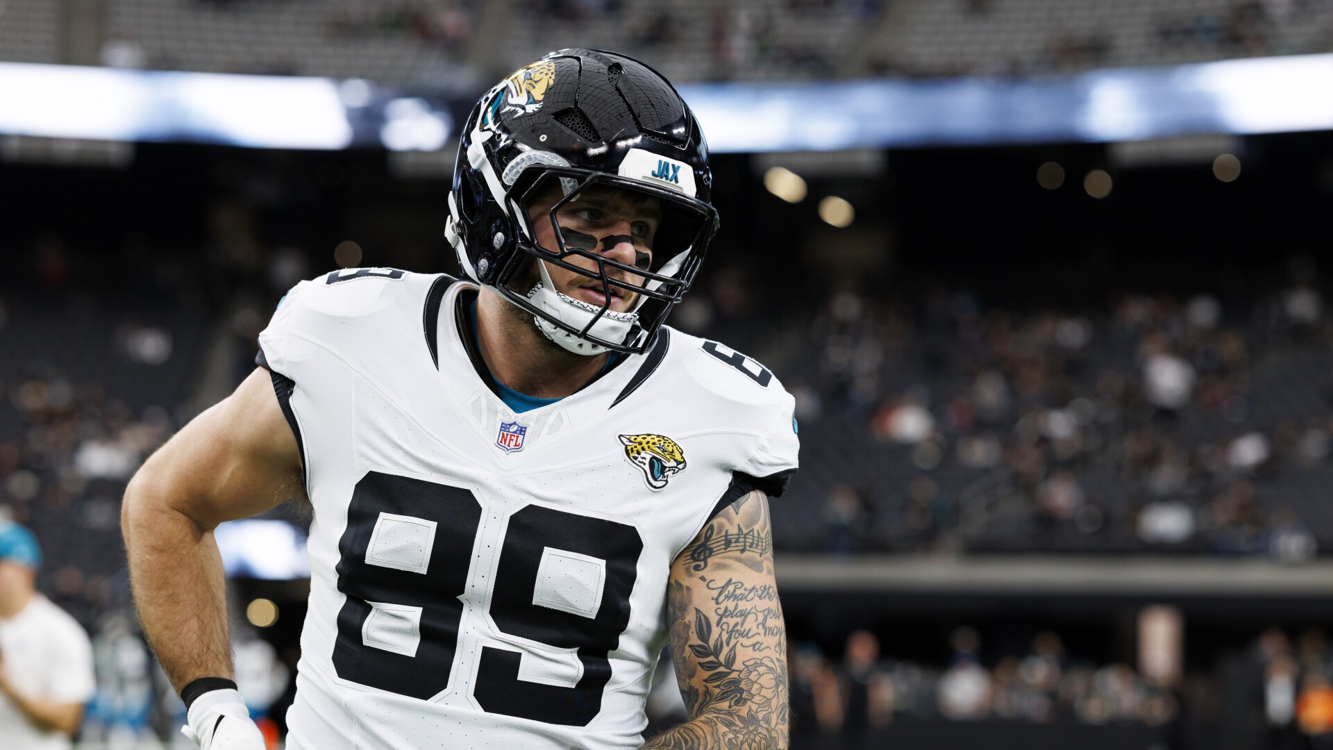 49ers agree to terms with TE Luke Farrell