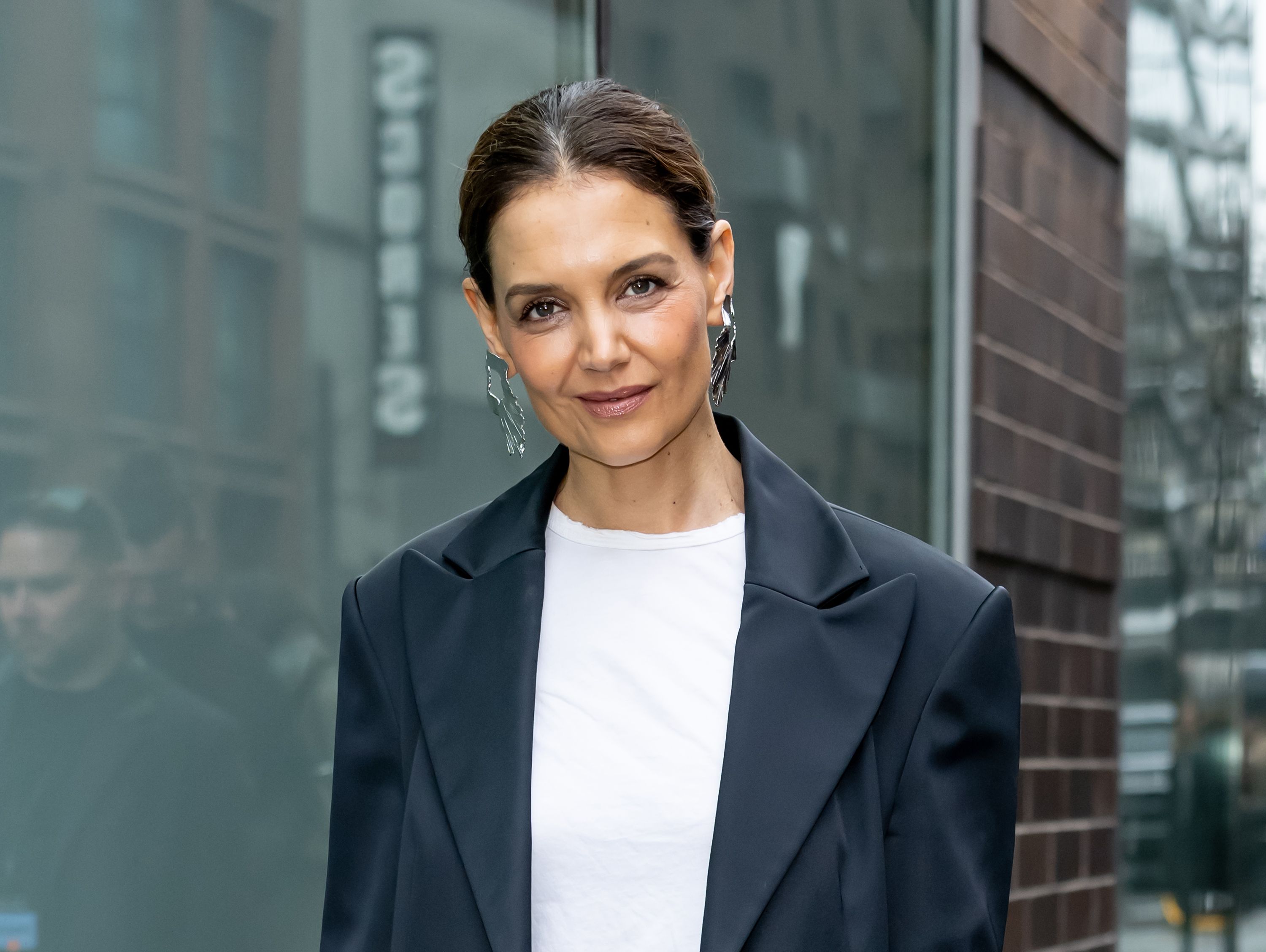 BRB, Taking Pictures of Katie Holmes's New Highlights to My Colorist