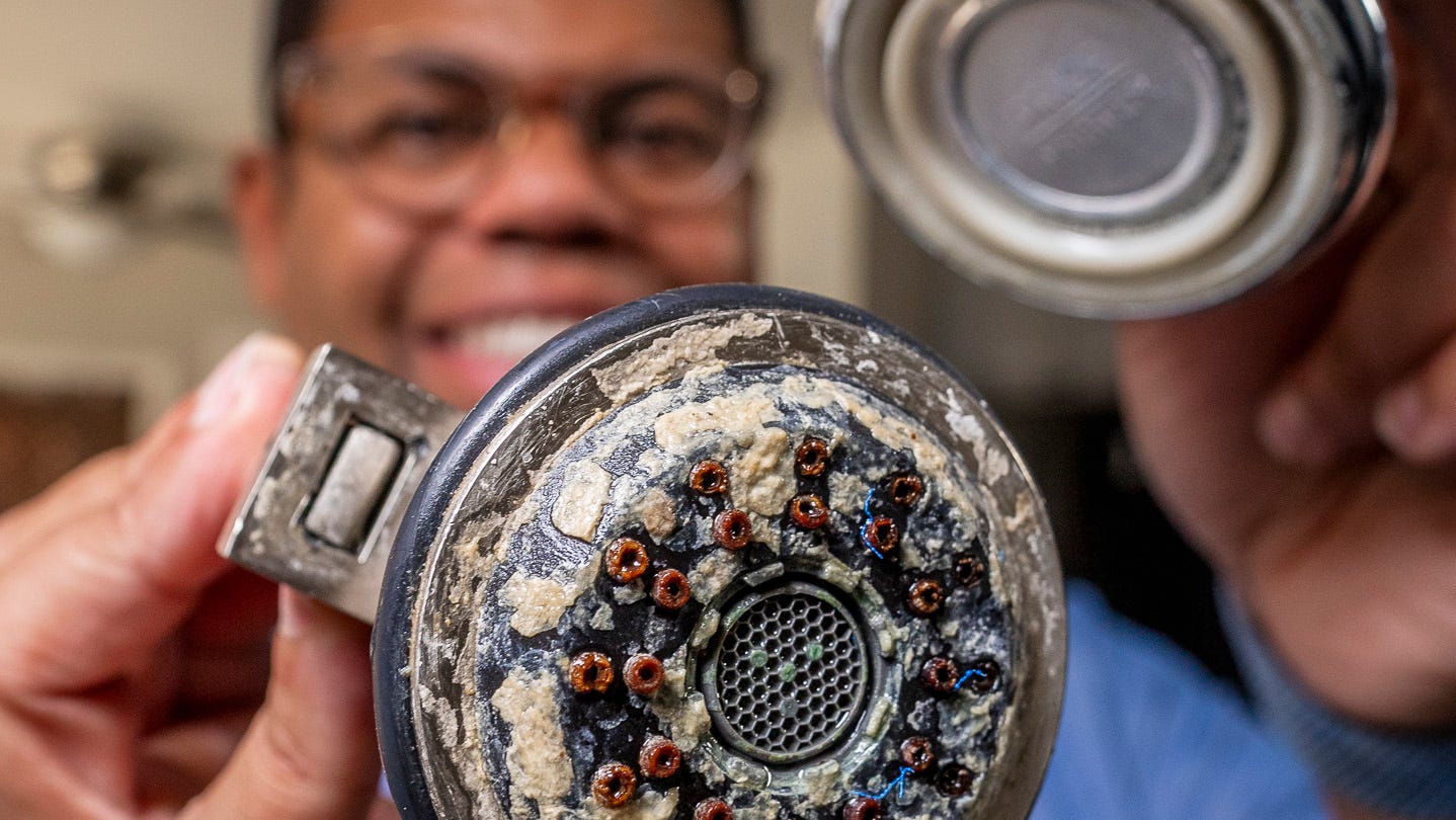 How to clean crusty faucets with mineral buildup