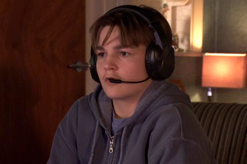 EastEnders fans 'work out' Tommy's friend Matt's true identity - and ...