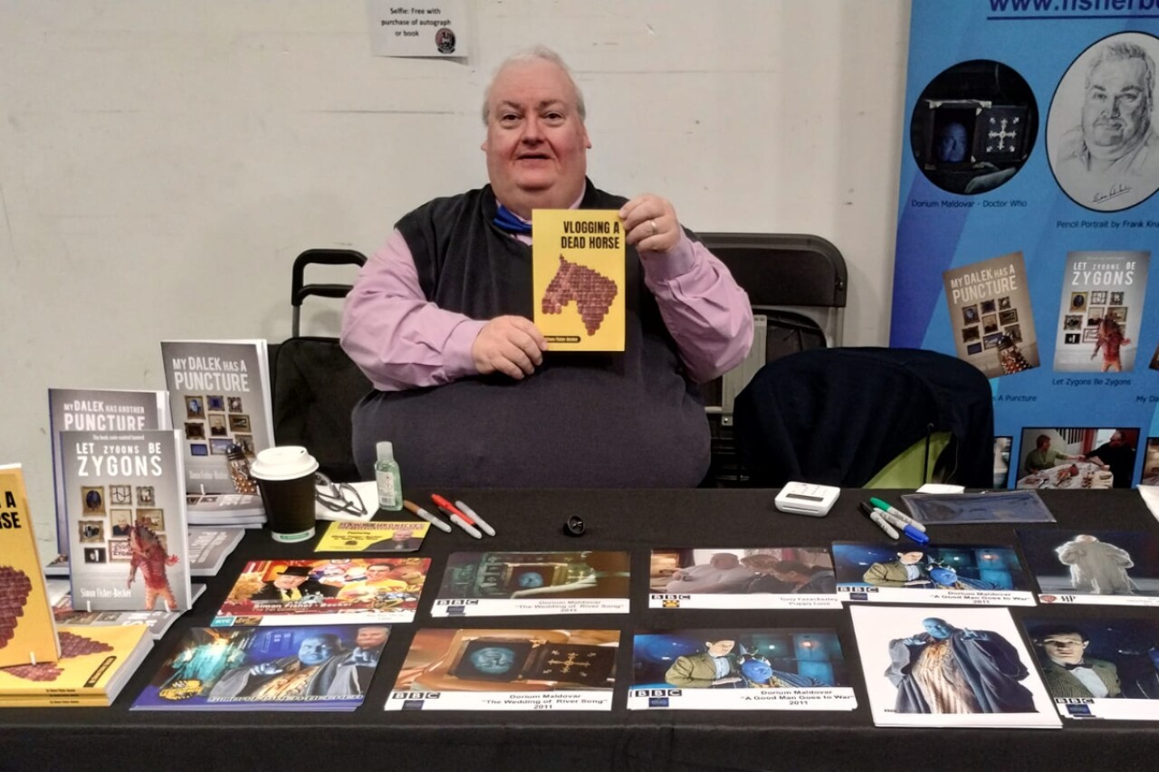 Muere Simon Fisher-Becker, actor de ‘Harry Potter’ y ‘Dr. Who’, a los ...