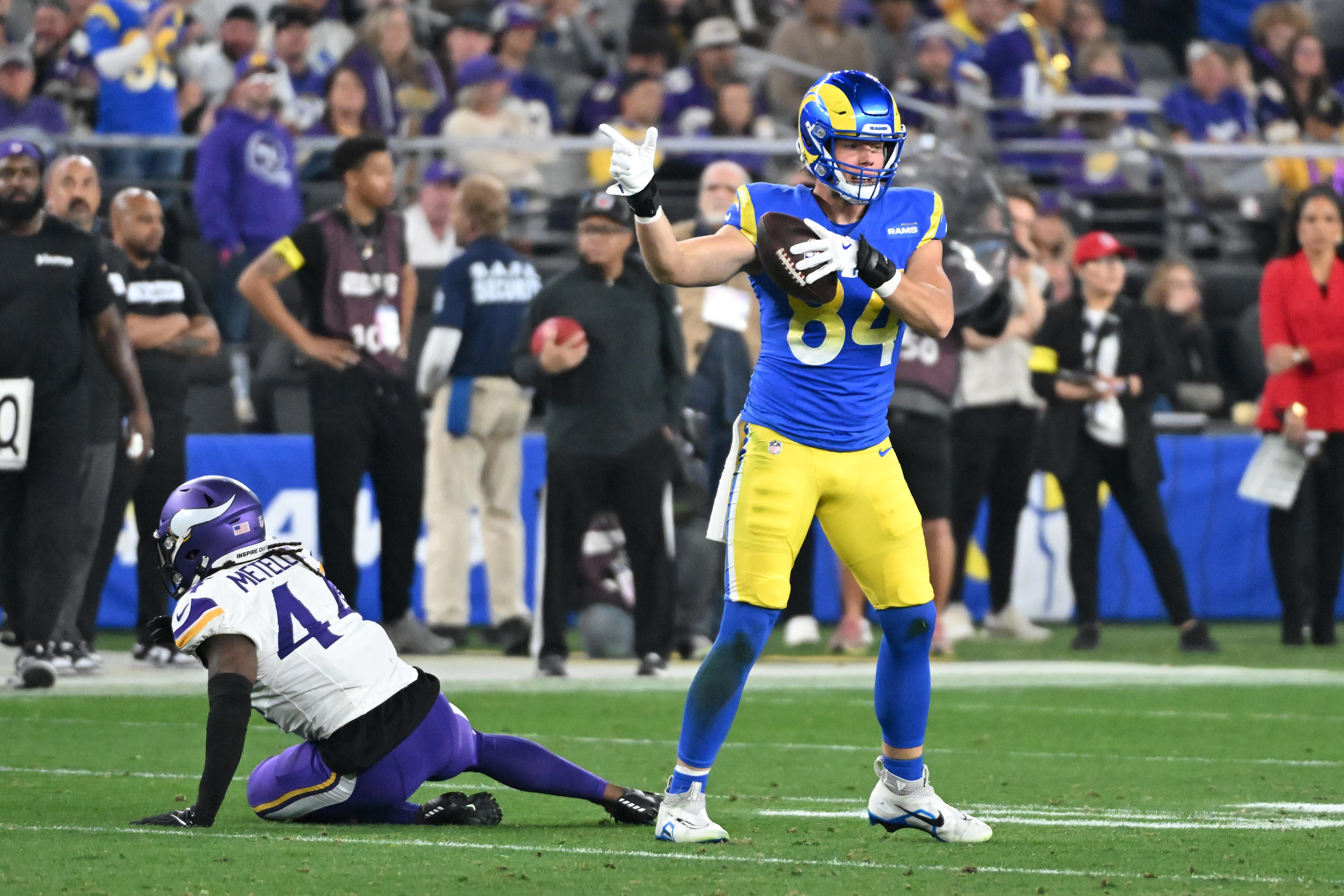 Rams lose their first free agent as TE Hunter Long will sign with Jaguars