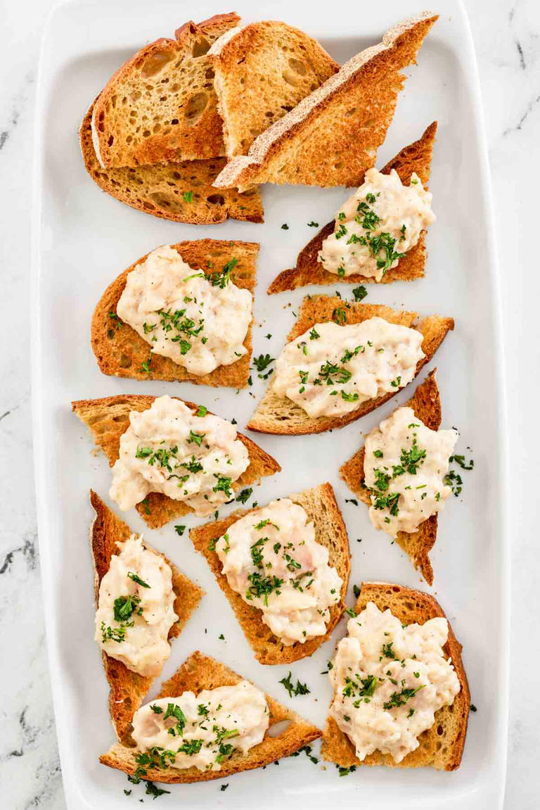 Creamed Tuna on Toast