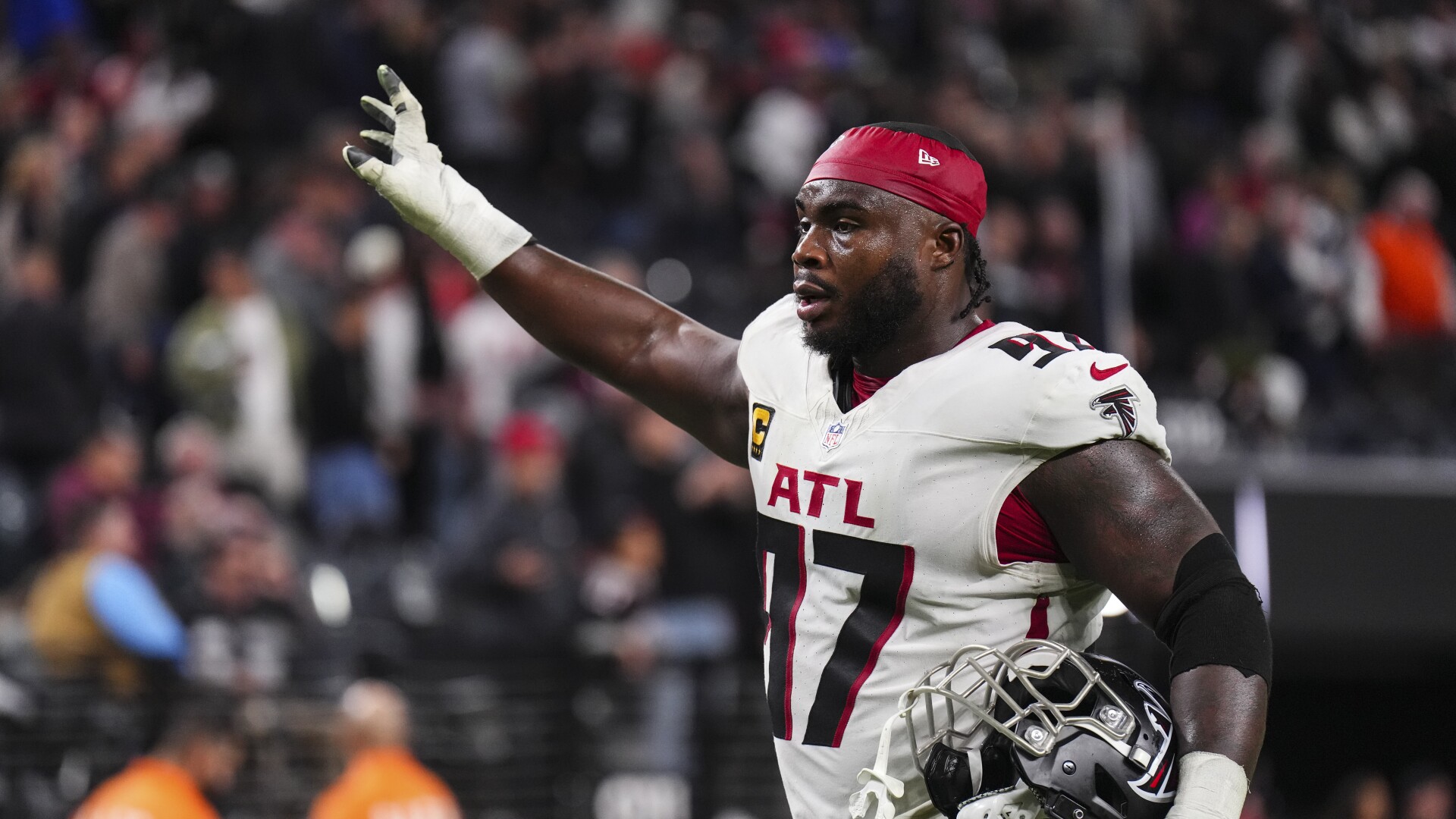 Grady Jarrett lands quickly with the Bears