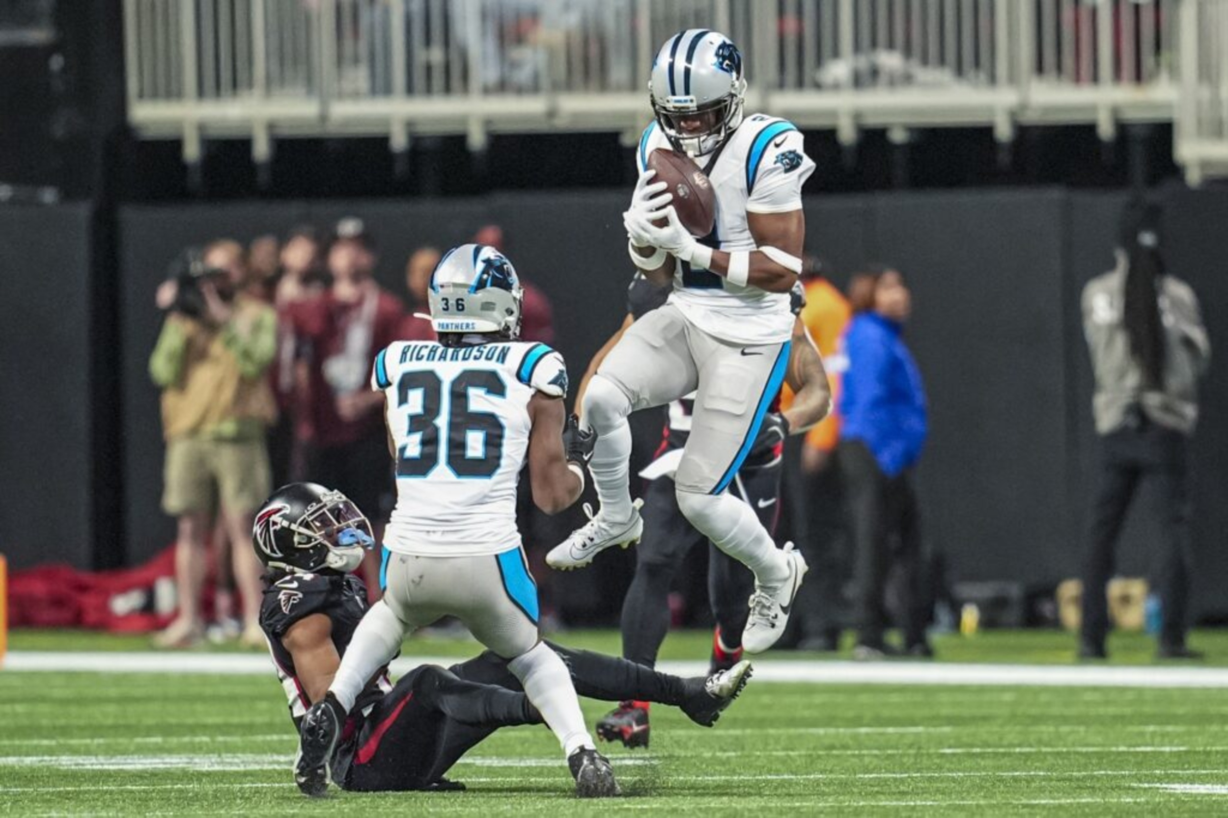 Report: Breakout Carolina Panthers Cornerback Signs New Contract