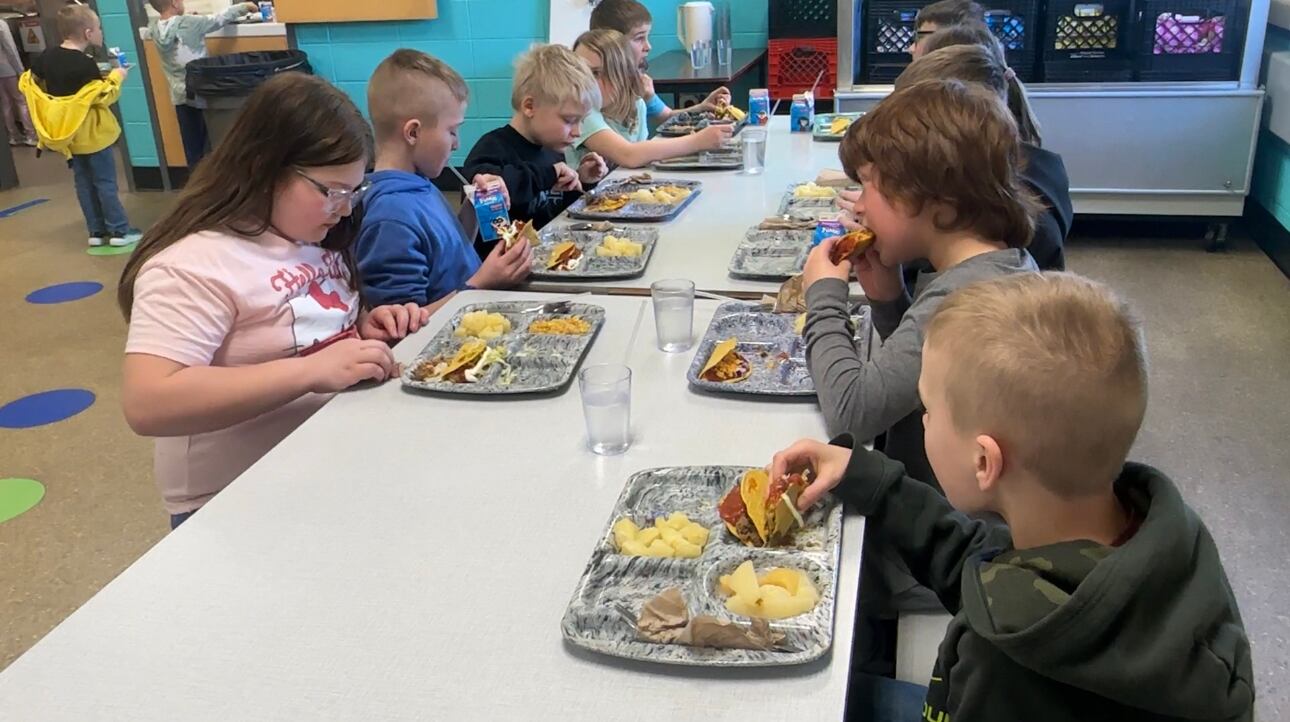 Iowa House passes bill seeking to sidestep federal nutrition standards ...