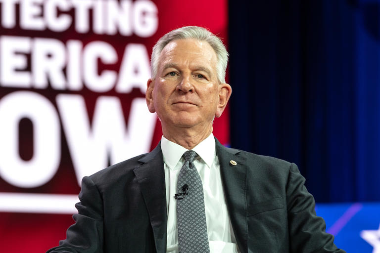 Tommy Tuberville shrugs off stock-market tumble as no biggie: Tommy Tuberville shrugs off stock-market tumble as no biggie: