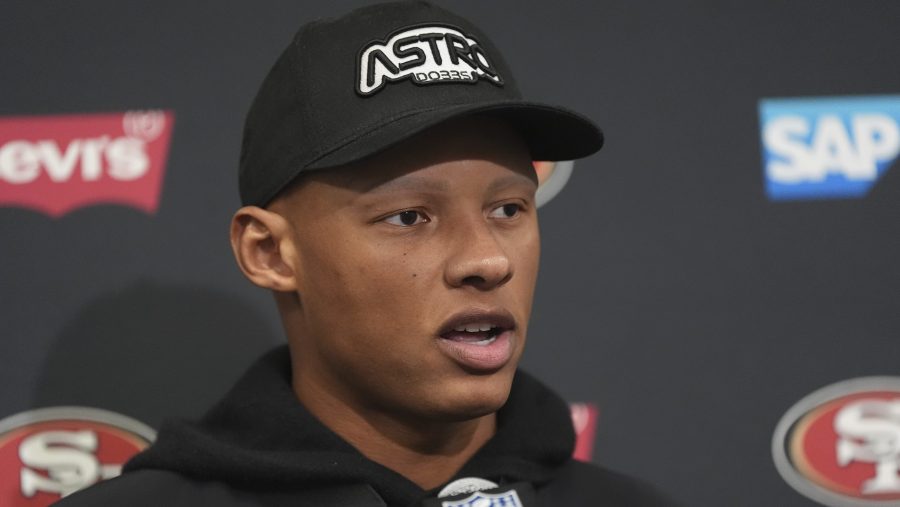 VFL Josh Dobbs joins ninth NFL team, inks two-year deal with Patriots
