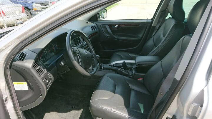 2004 Volvo XC70 For Sale