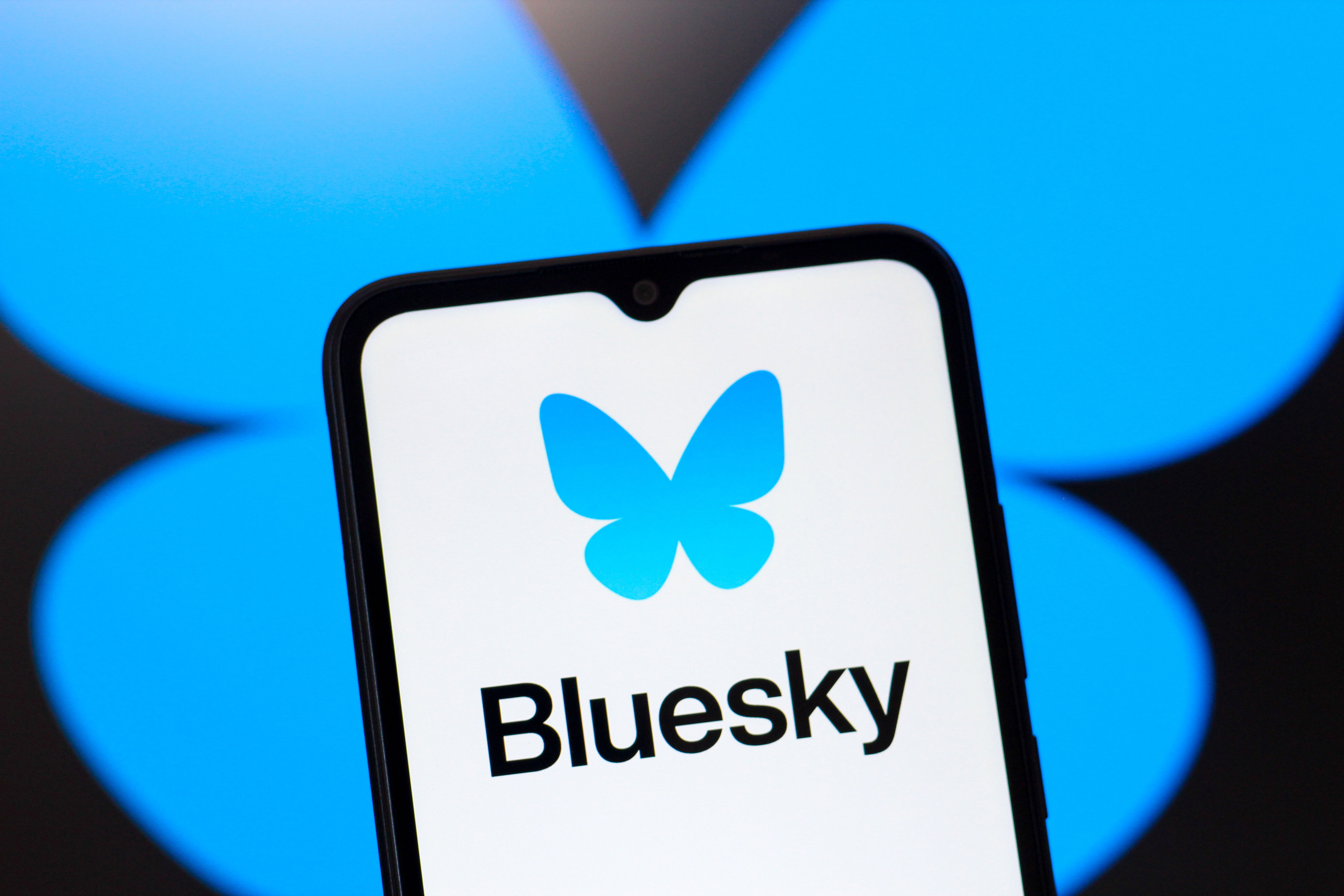 Bluesky adds 3-minute video uploads and inbox management features