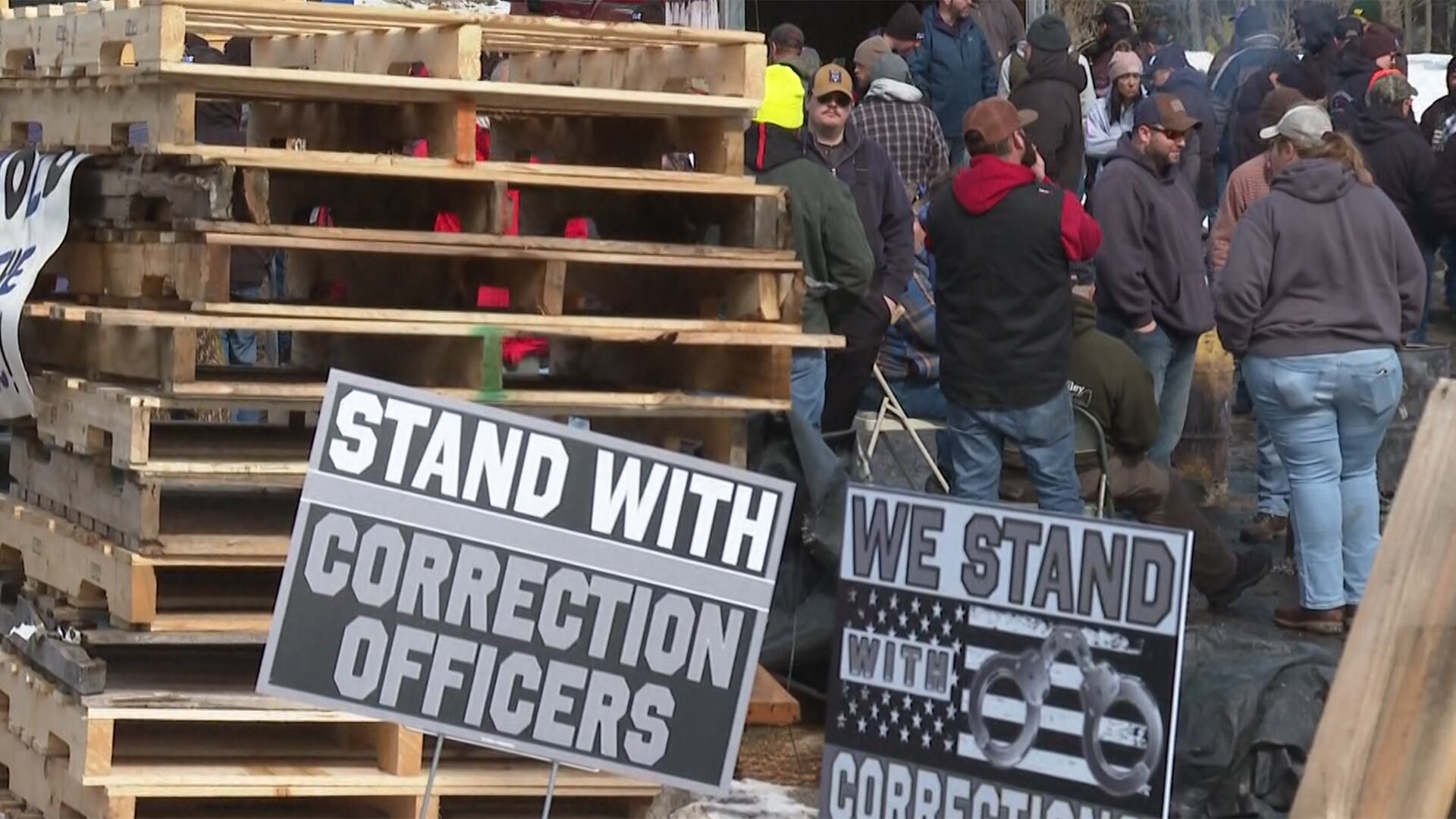 2,000+ New York prison workers fired as strike ends