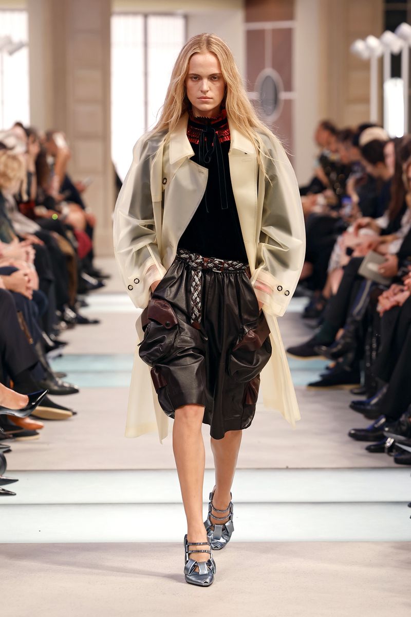 Louis Vuitton Presents a Cast of Traveling Characters at Paris Fashion Week