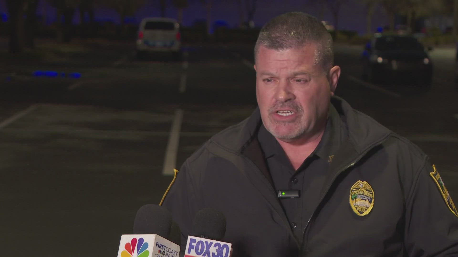 JSO lieutenant shoots at semi-truck after vehicles 'made contact' on I ...