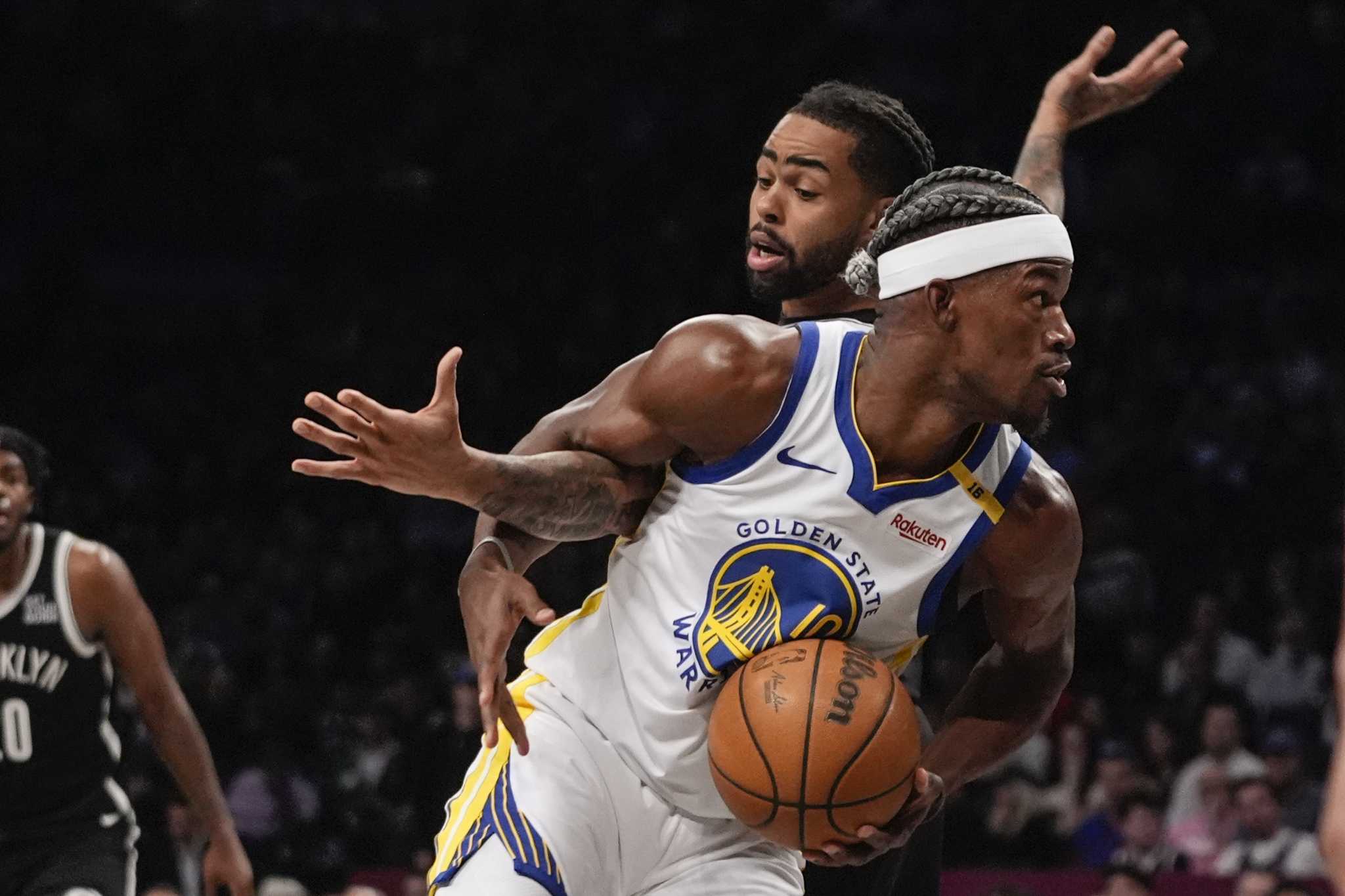 How can Warriors maintain their rhythm against physical opposition?