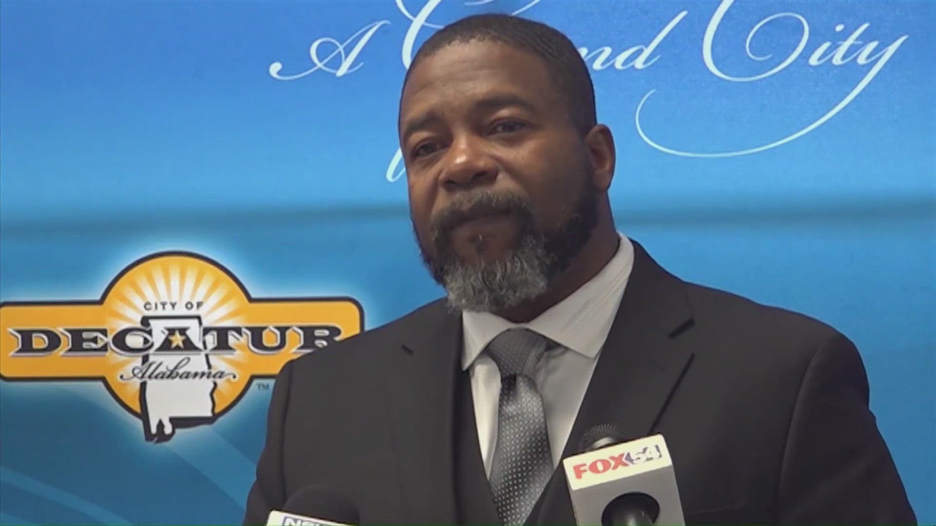 More on Decatur interim chief's background, previous job