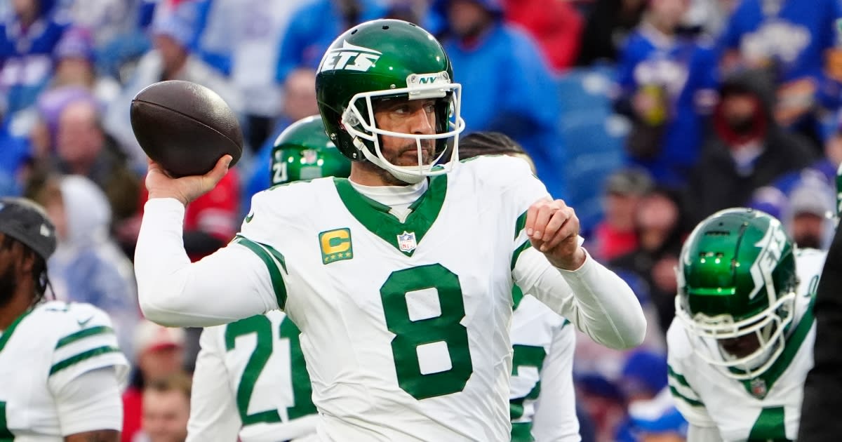 NFL insider reveals timeline for Aaron Rodgers, Steelers deal, throws ...