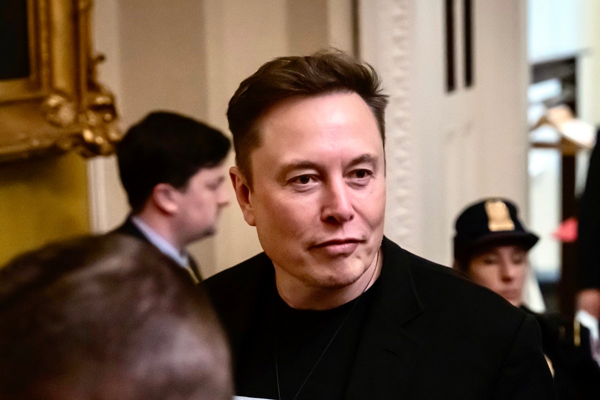 Musk’s bad day: Tesla’s stock tanks costing mogul $18 billion as X ...