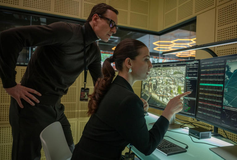 ‘Black Bag' Costume Designer Ellen Mirojnick Talks Evoking ‘London Coolness' in Steven ...