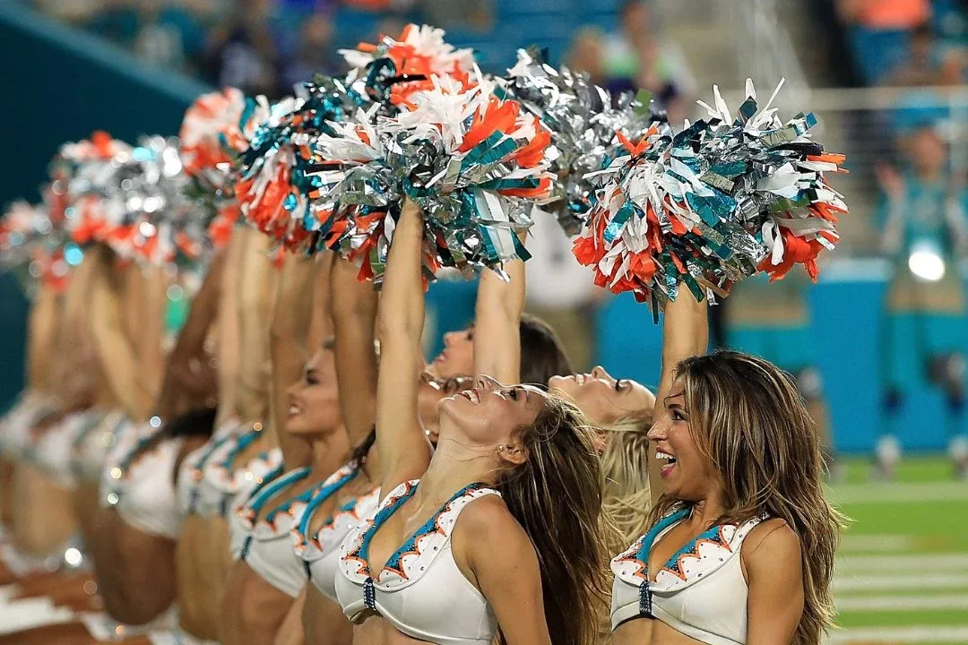 You'll Never Believe The Shocking Amount of Time Cheerleaders Spend ...