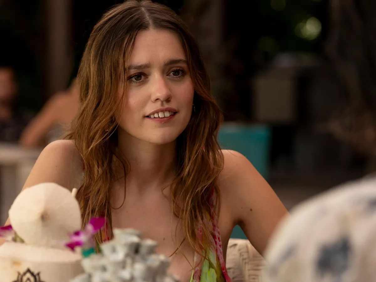 'White Lotus' Star Aimee Lou Wood Responded to Fan Comments About Her Teeth