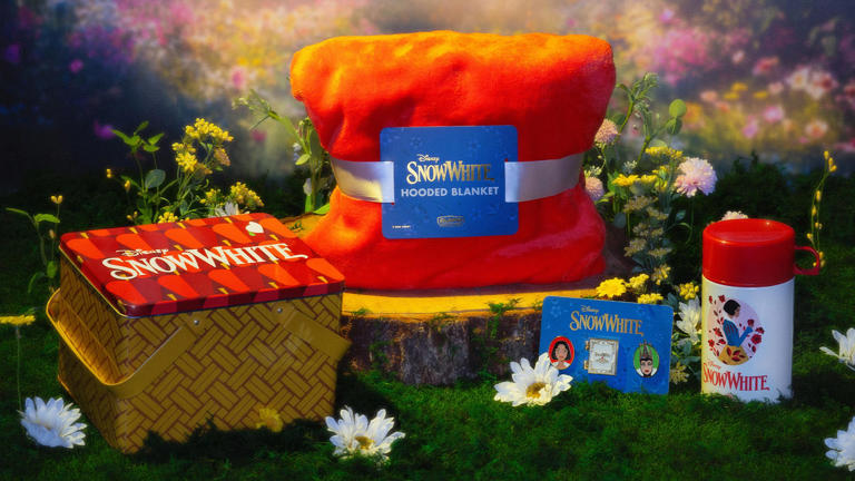 Alamo Drafthouse Cinema Reveals Exclusive 'Snow White' Merchandise and ...