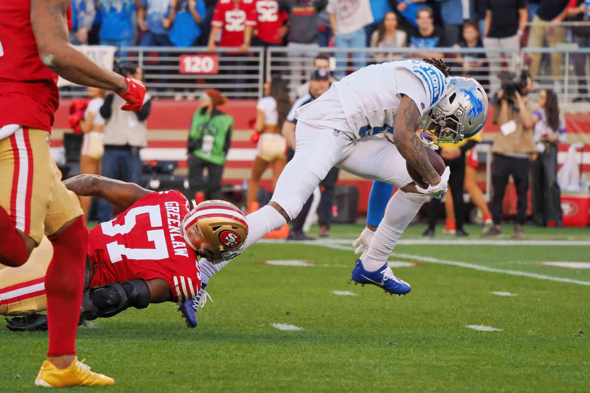 Broncos In Agreement With 49ers Star LB on Three-Year Deal