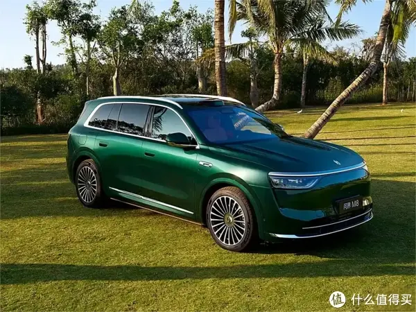 别怀念小米SU7 Ultra了，全新问界M8来了，36小时订单破36000台！