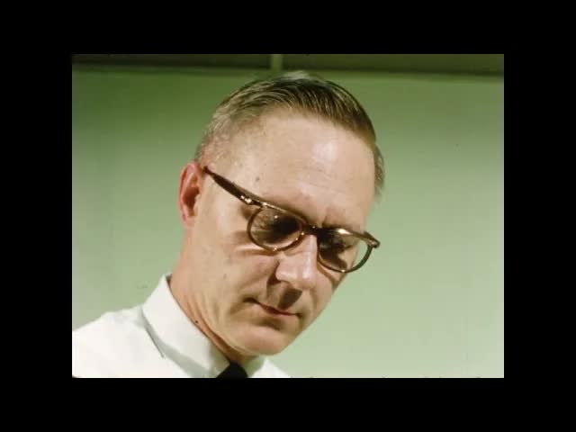 Varityper 725 Phototypesetting: A History of Printing & Graphic Arts