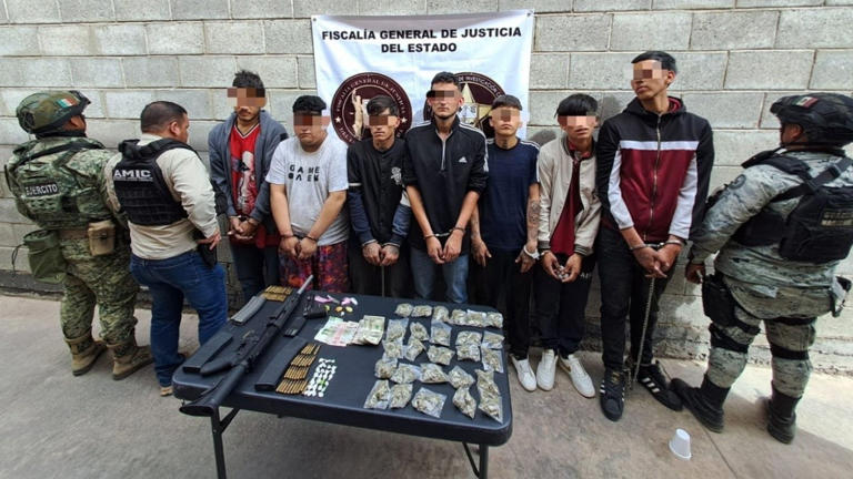 Autoridades aseguran drogas y armas en cateo en Hermosillo, Sonora: siete detenidos