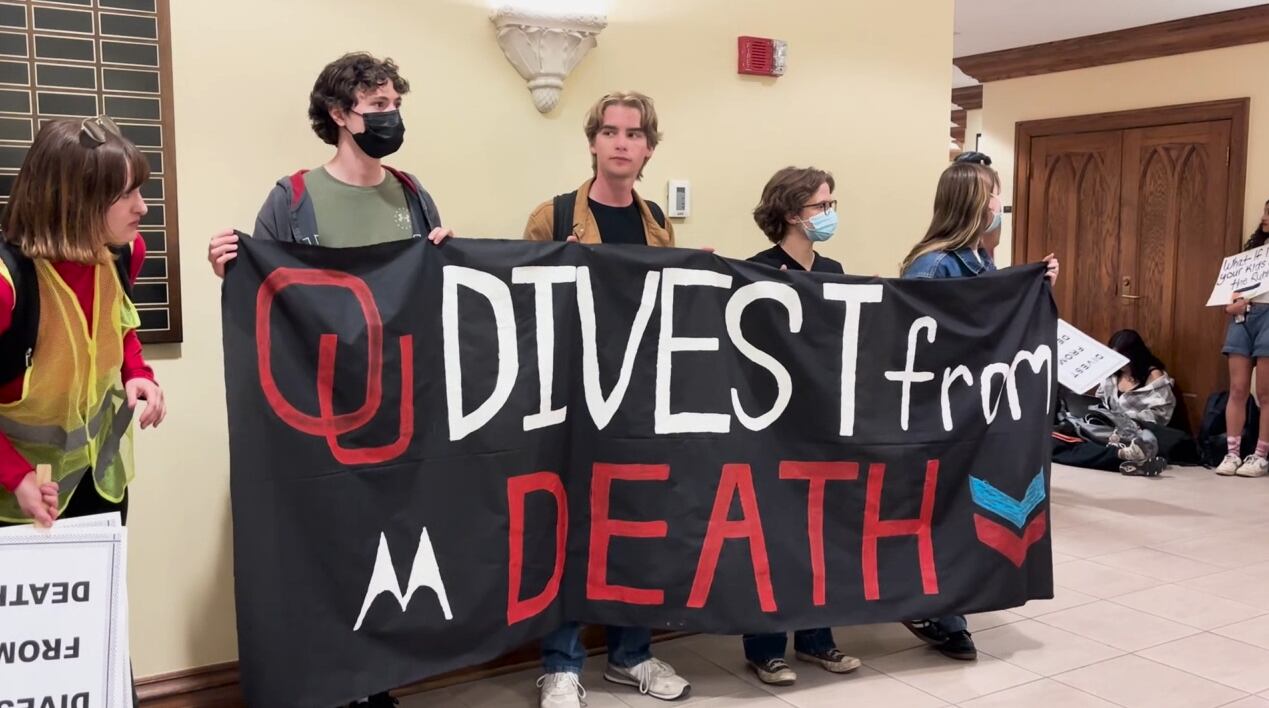 Students protest at OU board regents meeting over Gaza Conflict
