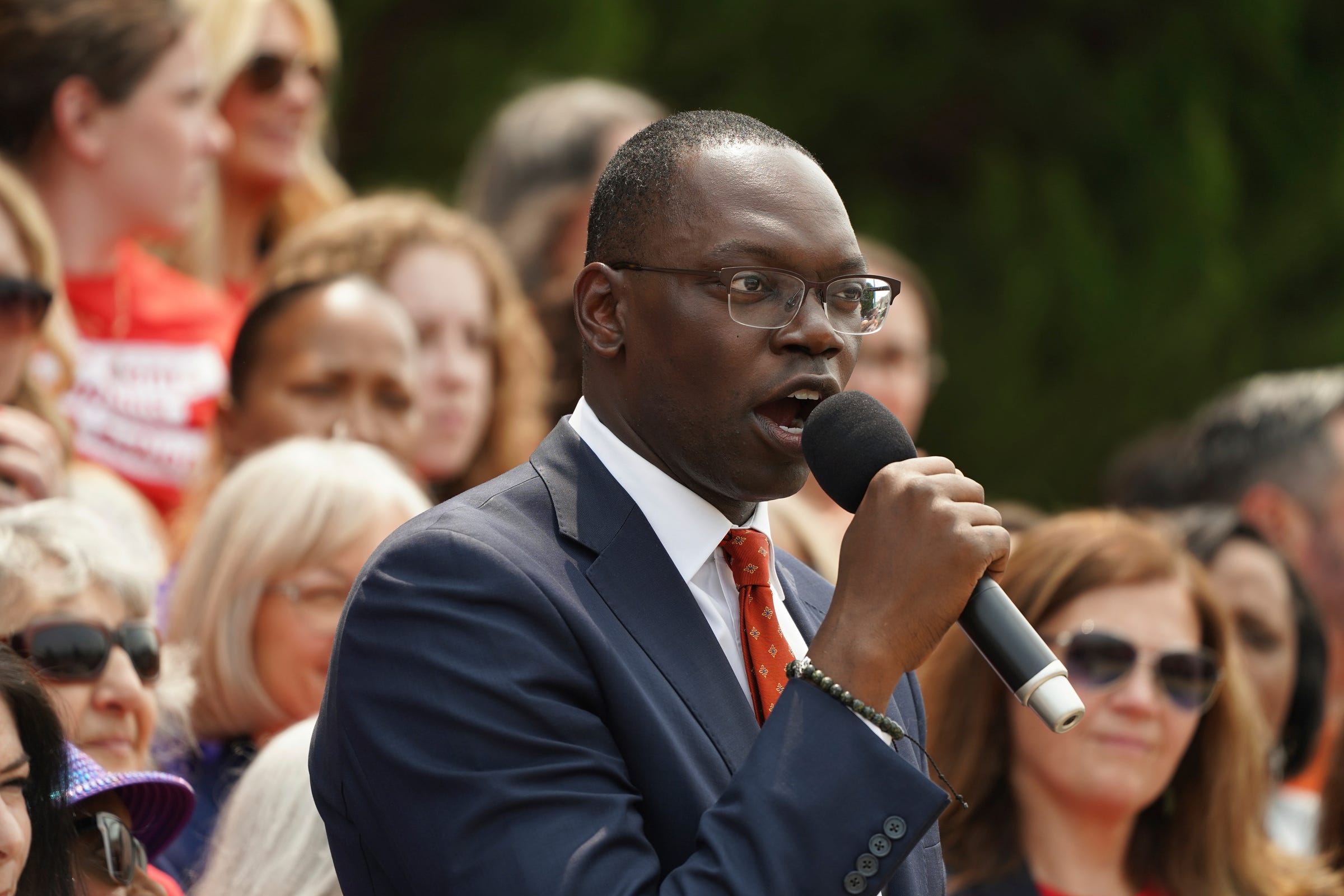 Lt. Gov. Garlin Gilchrist II says bomb threat targeted place where he lives